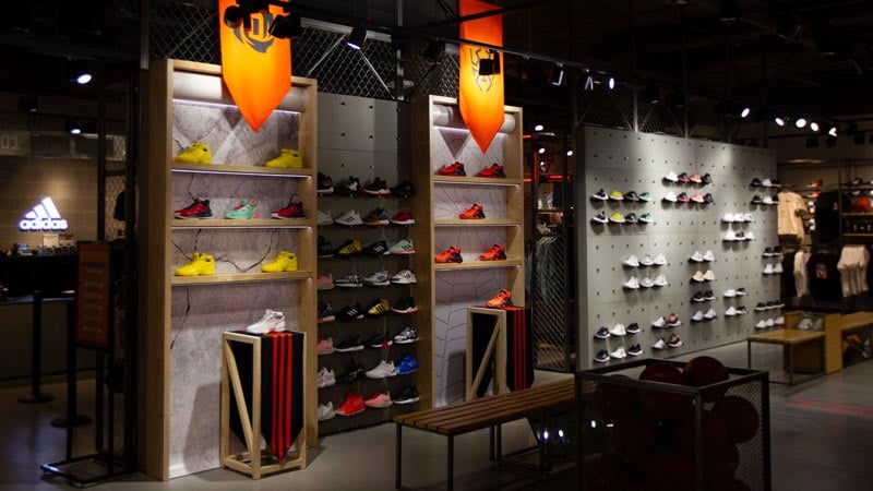 5 Custom Fixtures for Retail Stores That Improve Sales