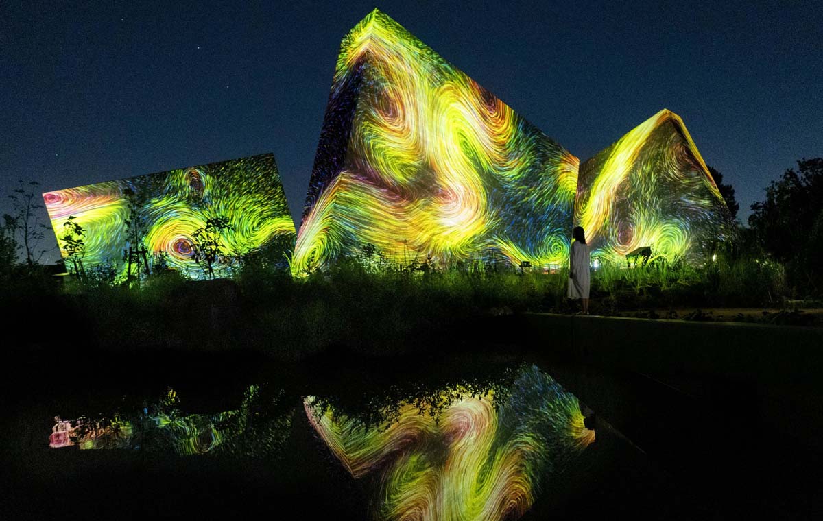 Digital Art Installation - 5 Companies Raising the Bar [Examples]