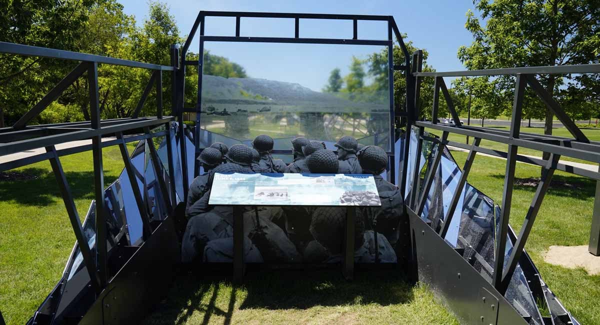 Museum Graphics That Wow: 12 Stunning Examples Redefining the Visitor ...